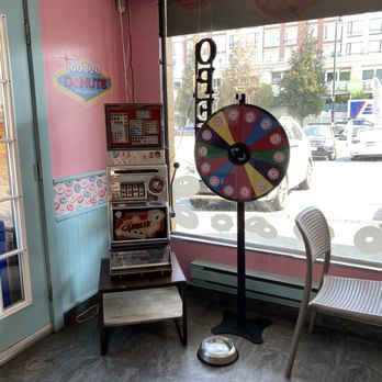 VEGAS DONUTS - Updated January 2026 - 62 Photos & 19 Reviews - 4003 ...