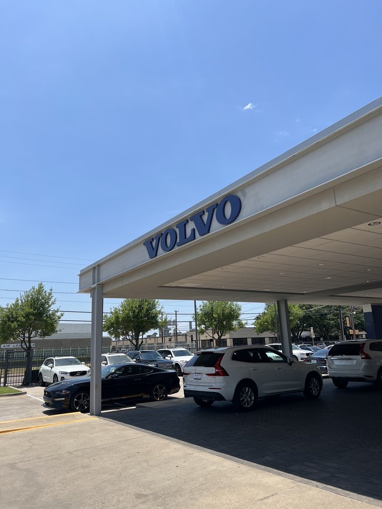 PARK PLACE VOLVO SERVICE CENTER - Updated December 2025 - 12 Photos ...