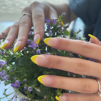 DEJA VU NAILS & SPA - Updated November 2024 - 500 Photos & 58 Reviews ...