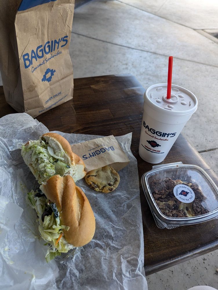 BAGGIN’S GOURMET - Updated November 2025 - 77 Photos & 94 Reviews ...