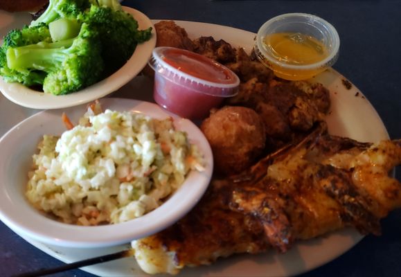 FISH N’ PIG - 61 Photos & 75 Reviews - Seafood - 6420 Moseley Dixon Rd ...