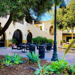 CBU ALUMNI DINING COMMONS - Updated December 2024 - 24 Photos - 8432 ...