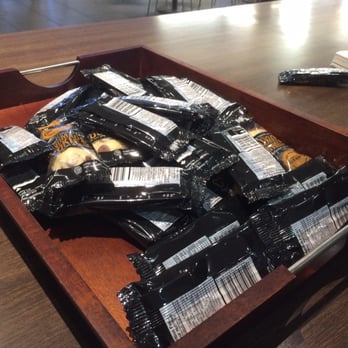 PORTER AIRPORT LOUNGE - Updated January 2026 - 54 Photos & 56 Reviews ...