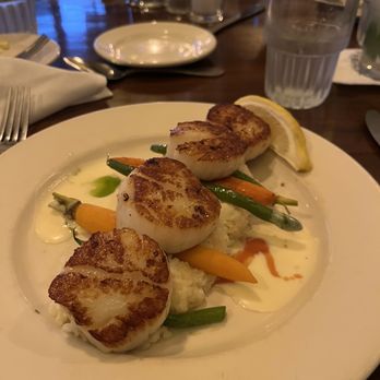 GAR WOODS GRILL & PIER - 1520 Photos & 1439 Reviews - 5000 N Lake Blvd ...