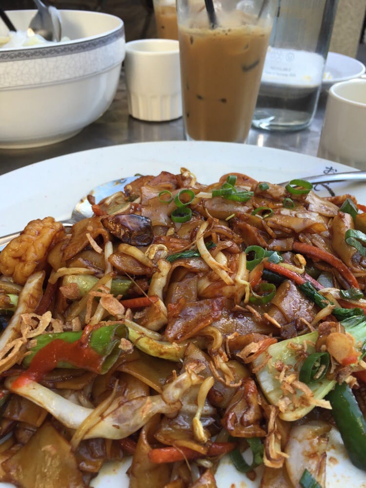 PHO ME UP - Updated January 2025 - 1 Bank St, South Melbourne Victoria ...