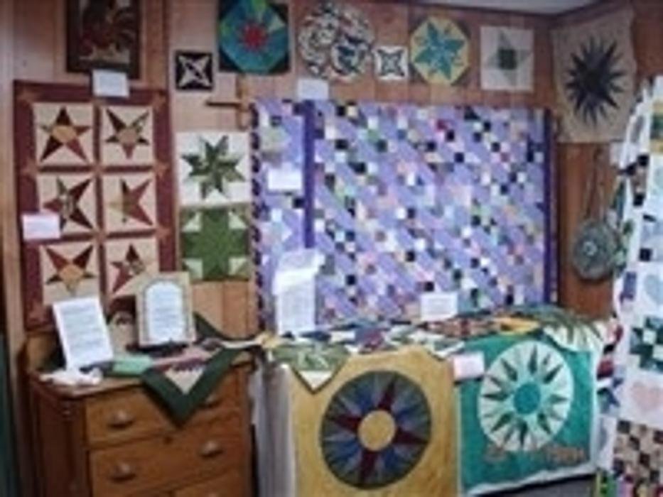 THE QUILT PLACE - Updated December 2025 - 11 Photos - 107-3991 Perth ...