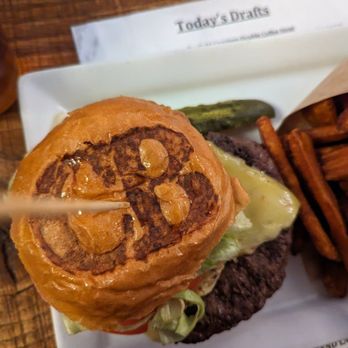 CITIZEN BURGER BAR - Updated August 2025 - 773 Photos & 1209 Reviews ...