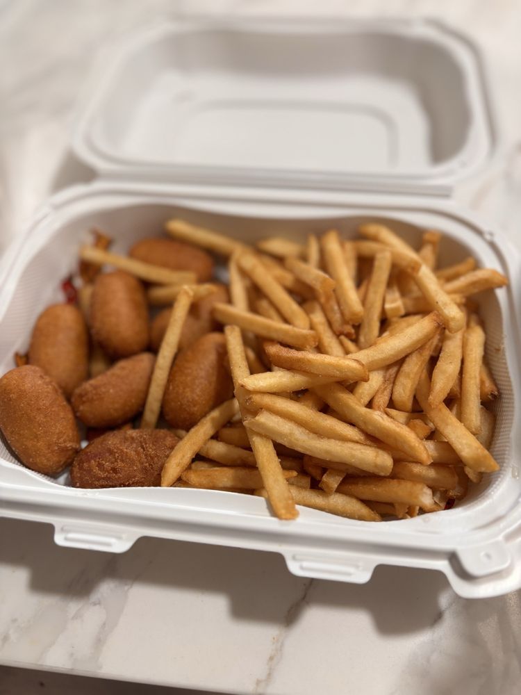 YO CHEESESTEAK - Updated December 2025 - 138 Photos & 100 Reviews ...