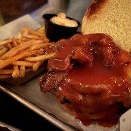 ROYCE - Updated December 2025 - 446 Photos & 312 Reviews - 115 Ridge St ...