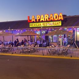 LA PARADA - Updated December 2025 - 668 Photos & 711 Reviews - 1642 E ...