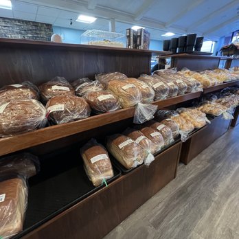 HEITZMAN TRADITIONAL BAKERY AND DELI - Updated July 2025 - 182 Photos ...