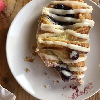 RED ROOSTER ARTISAN BAKERY - Updated April 2025 - 57 Photos & 86 ...