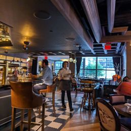 THE RABBIT HOLE - Updated September 2025 - 119 Photos & 59 Reviews - 21 ...