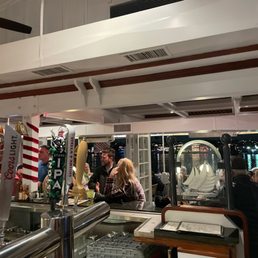 NEWPORT LANDING RESTAURANT - Updated August 2025 - 1149 Photos & 1070 ...