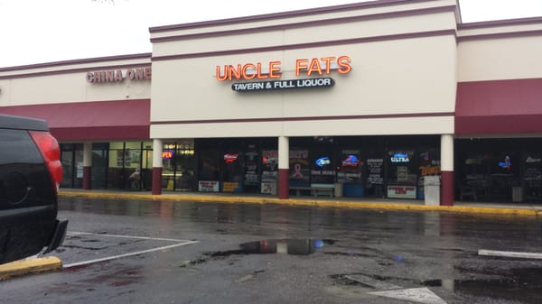 UNCLE FATS TAVERN - Updated January 2026 - 63 Photos & 128 Reviews ...