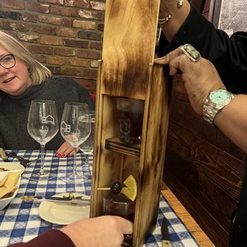 THE ANGUS BARN - Updated August 2024 - 2652 Photos & 1818 Reviews ...