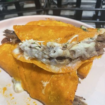 AXO - Updated December 2025 - 207 Photos & 102 Reviews - 4 N White ...