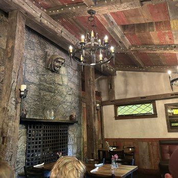 LITTLE PUB GREENWICH - Updated January 2026 - 274 Photos & 288 Verified ...