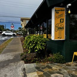 BOARDED UP BY CHUBBIES BURGERS - Updated January 2026 - 293 Photos ...