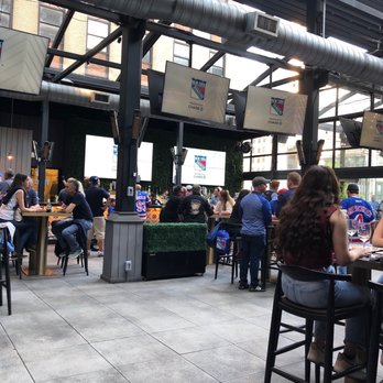 VERSA - Updated July 2024 - 373 Photos & 279 Reviews - 218 W 35th St ...