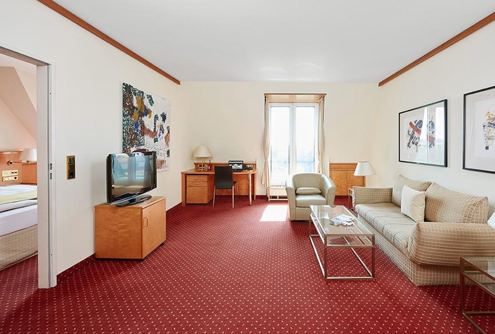 DERAG LIVINGHOTEL GROSSER KURFÜRST - 45 Photos & 14 Reviews - Neue ...