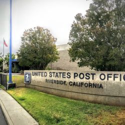 US POST OFFICE - 24 Photos & 100 Reviews - 4150 Chicago Ave, Riverside ...