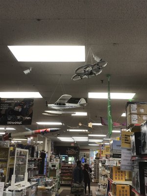 HUB HOBBY CENTER - Updated October 2025 - 16 Photos & 21 Reviews - 82 ...