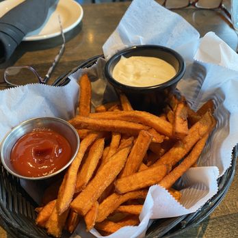 CROGAN’S MONTCLAIR - Updated January 2025 - 356 Photos & 459 Reviews ...