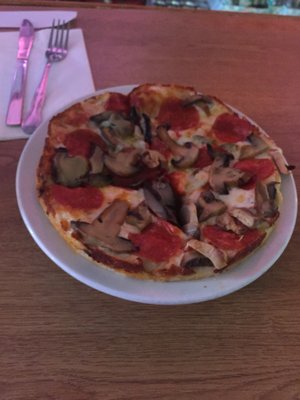 THE ELMTON - 31 Photos & 70 Reviews - Pizza - 584 5th St, Struthers, OH ...