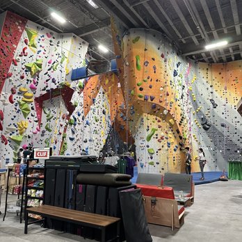 MOVEMENT LIC - Updated September 2025 - 683 Photos & 202 Reviews - 11 ...