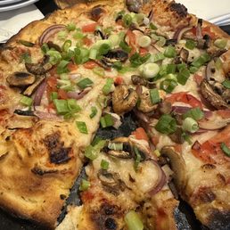 THE PINT HOUSE BAR AND GRILL - Updated December 2025 - 200 Photos & 266 ...