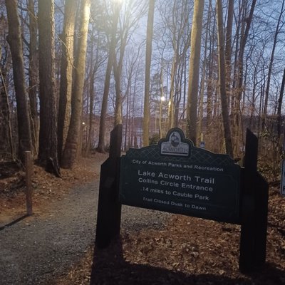 LAKE ACWORTH TRAIL COLLINS CIRCLE ENTRANCE - Updated April 2025 - 4397 ...