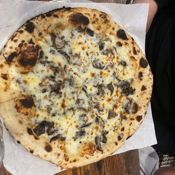 MERIBO - Updated July 2024 - 216 Photos & 235 Reviews - 326 Lee Ln ...