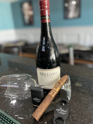 THE RAT PACK MARTINI & CIGAR LOUNGE - Updated October 2025 - 16 Photos ...