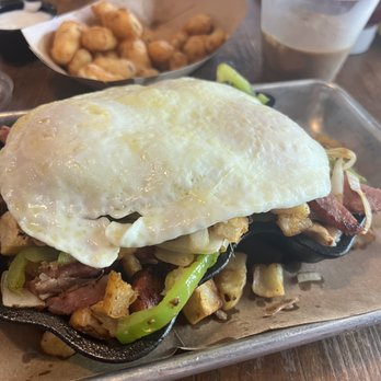 HULLABALOO DINER - Updated July 2025 - 238 Photos & 309 Reviews - 15045 ...