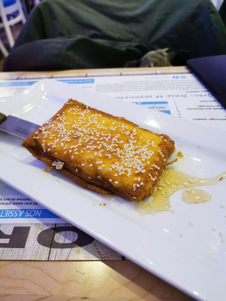 ARAHOVA - Updated July 2024 - 12 Photos - 7965 Boulevard Décarie ...