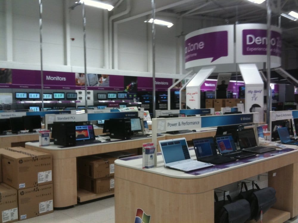 PC WORLD - 1-2 Brunel Retail Park, Reading, West Berkshire, United ...