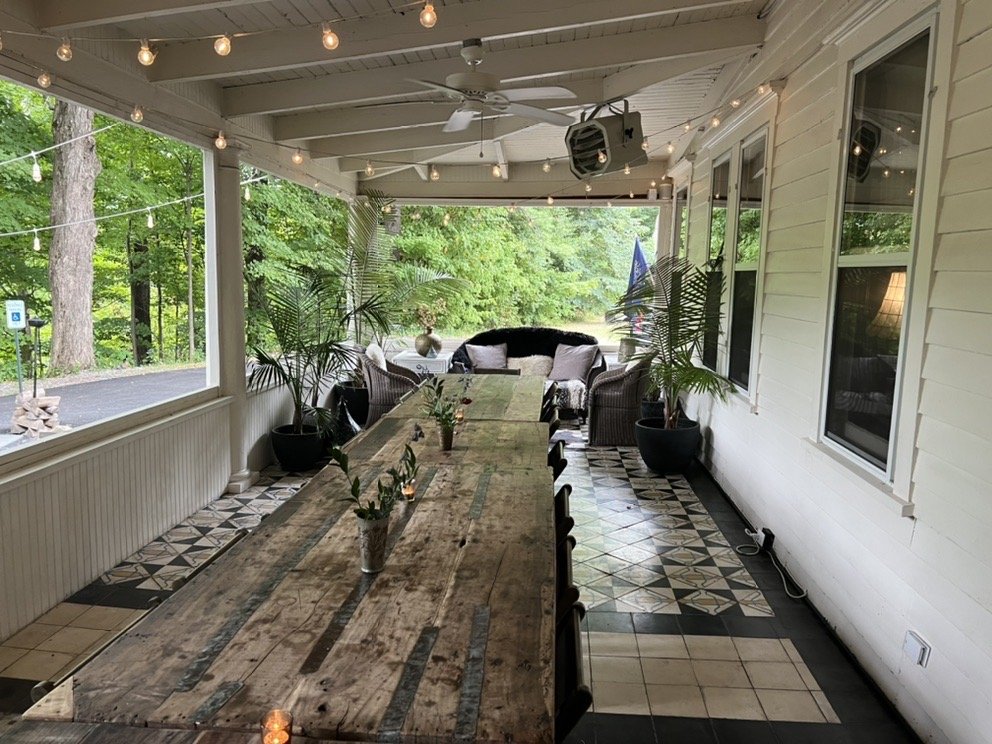 FOXFIRE MOUNTAIN HOUSE BAR - 11 Photos - 72 Andrew Ln, Mount Tremper ...