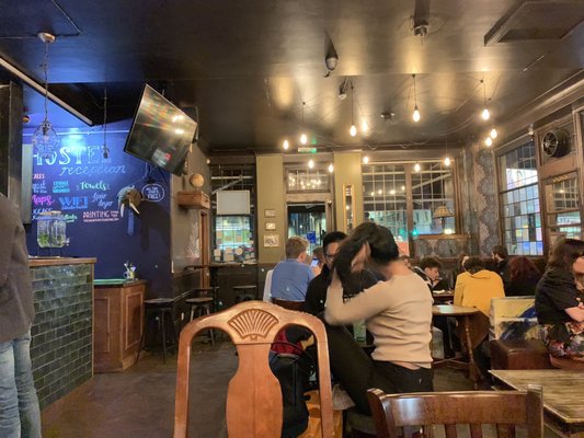 THE WALRUS BAR AND HOSTEL - Updated May 2026 - 37 Photos & 25 Reviews ...
