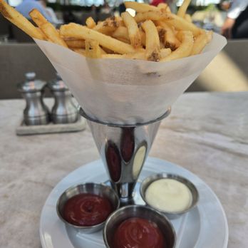 RH ROOFTOP RESTAURANT AT RH RALEIGH - Updated August 2025 - 185 Photos ...