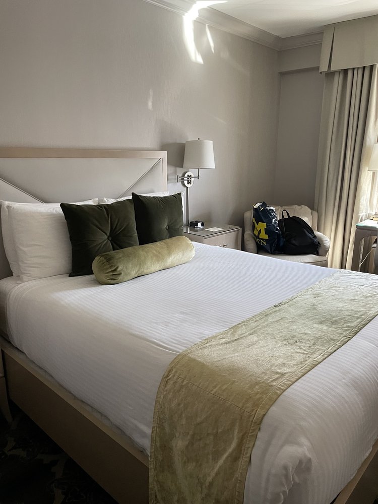 BELL TOWER HOTEL - 37 Photos & 51 Reviews - 300 S Thayer St, Ann Arbor ...
