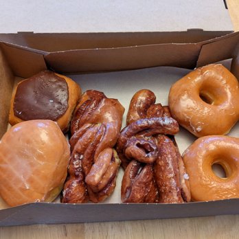 DONUT NOOK - Updated February 2025 - 104 Photos & 197 Reviews - 4403 NE ...
