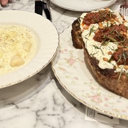 OLIVER’S - Updated January 2026 - 296 Photos & 105 Reviews - 1639 S ...