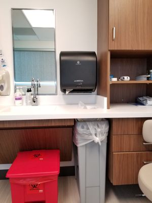 KAISER PERMANENTE BELLFLOWER MEDICAL OFFICES - Updated May 2025 - 108 ...