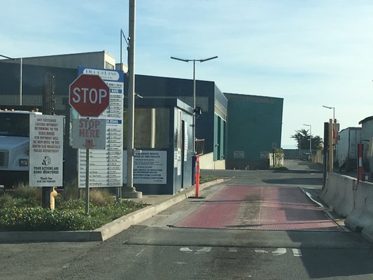 BLUE LINE TRANSFER - Updated October 2025 - 27 Photos & 47 Reviews ...