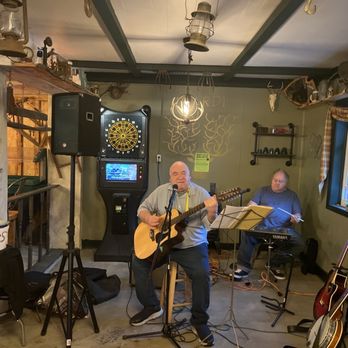 THE RDI BAR & ROAD KILL GRILL - Updated November 2024 - 42 Photos & 11 ...