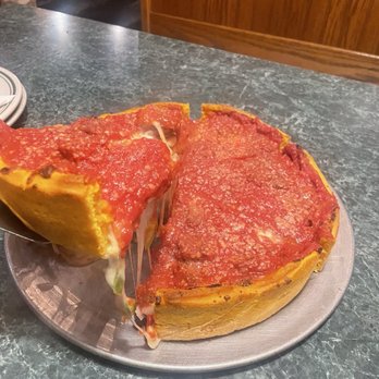 BEGGARS PIZZA - Updated October 2025 - 86 Photos & 140 Reviews - 3524 ...