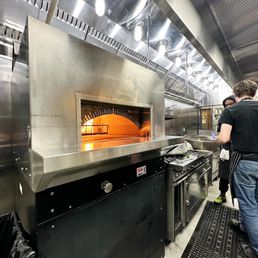 COLLISION BEND BREWING COMPANY - Updated July 2025 - 40 Photos - 1261 ...