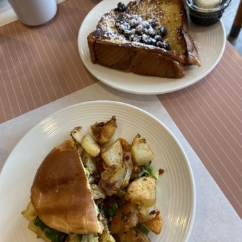 THE BREAKFAST CLUB AND GRILL - Updated August 2025 - 316 Photos & 535 ...