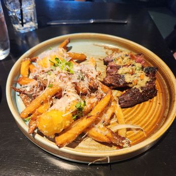 ENTOURAGE - Updated July 2024 - 269 Photos & 120 Reviews - 796 Illinois ...